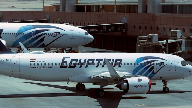First Egyptian plane leaves for Qatar following deal